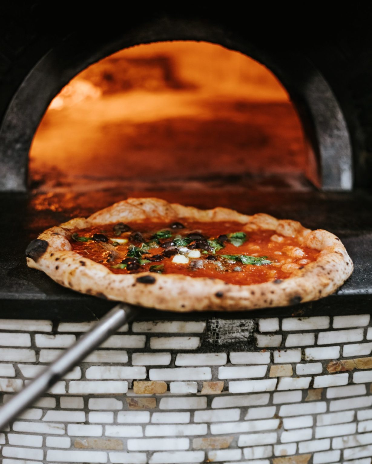 The Ultimate Guide to Outdoor Pizza Ovens: Types, Features, and ...